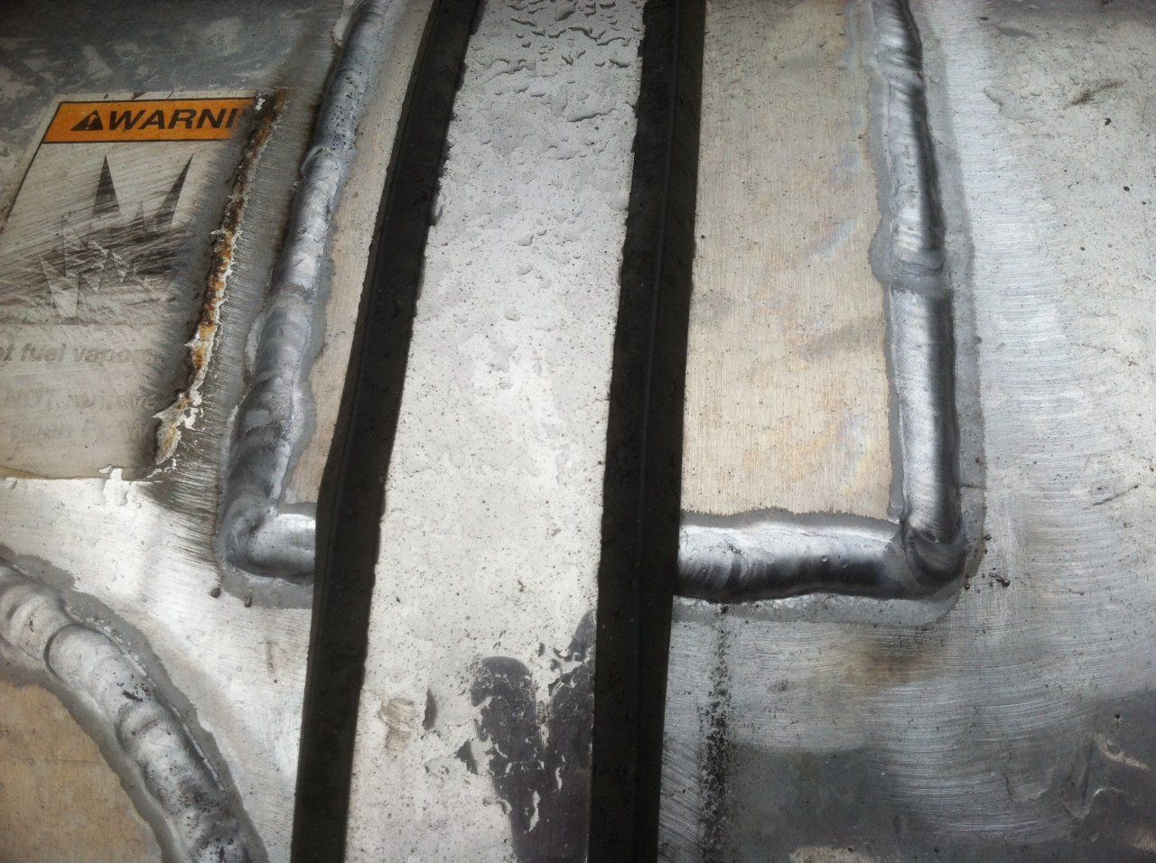 Fuel tanks corroded and leaking prematurely? | TruckersReport.com ...